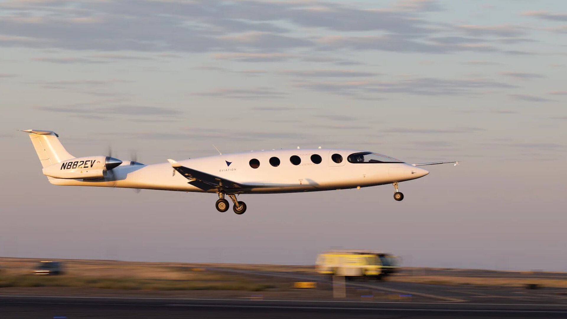 Watch Alice, the world’s first all-electric commuter aircraft, as it ...