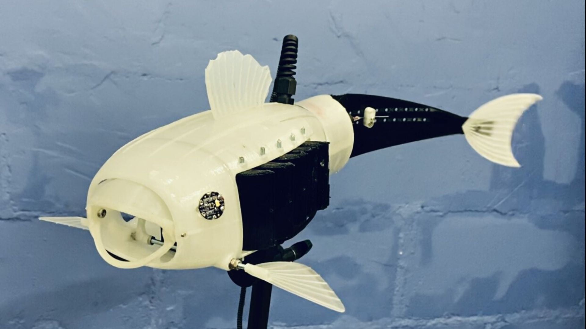 Award-winning — plastic-eating robo-fish is finally here to rid our ...