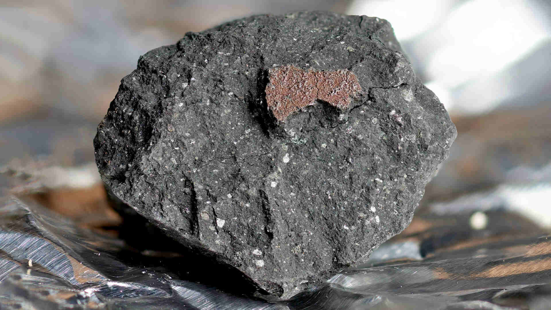 4.6 billion-year-old meteorite that crashed into Earth solves the ...