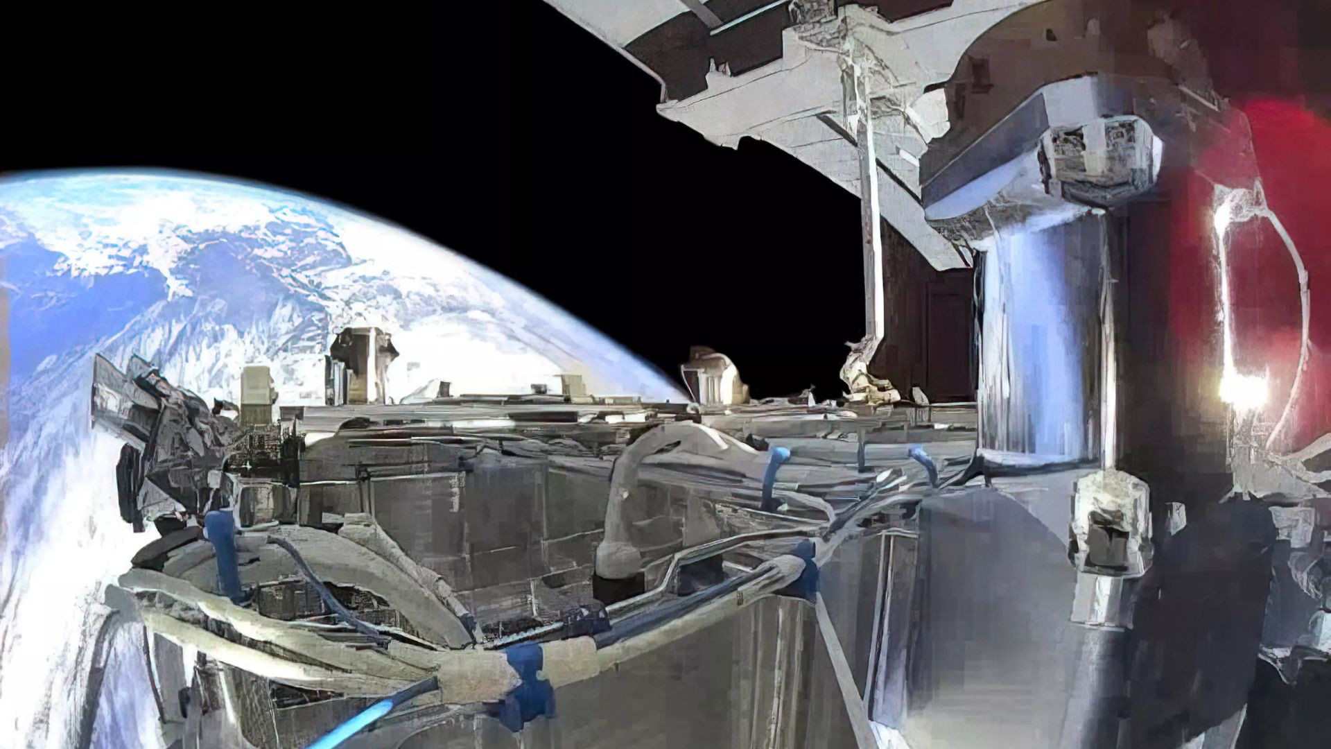 Starshield: SpaceX announces a new national security-focused satellite ...