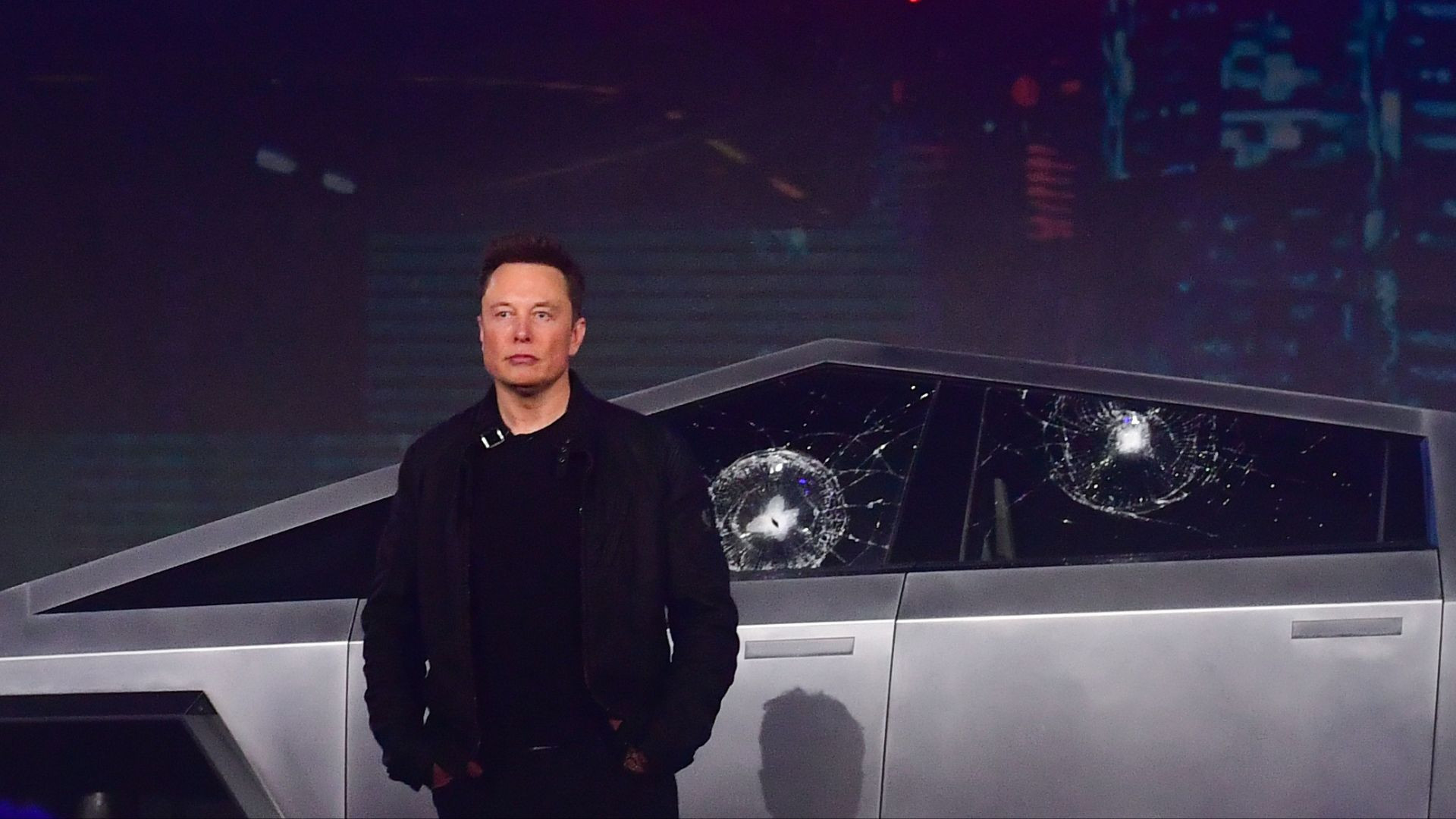 Elon Musk sells nearly $3.6 billion of Tesla stock this week