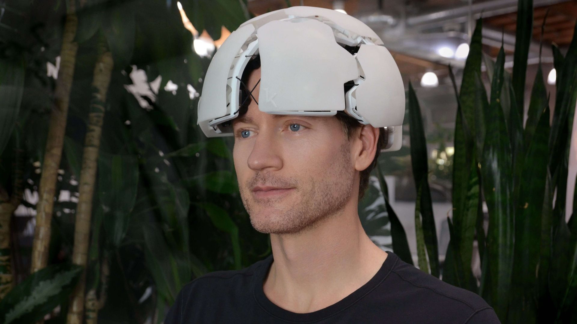 45 years old Bryan Johnson spends $2 million a year to be 18 again