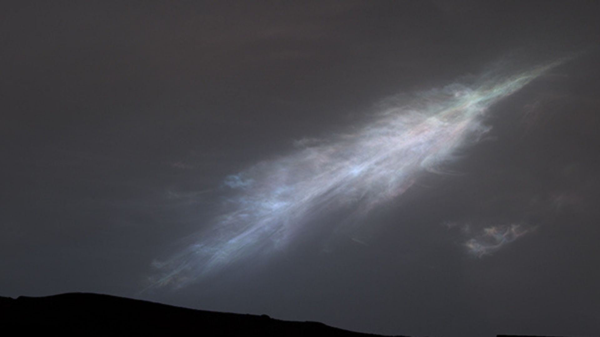 NASA’s Curiosity rover captures dazzling sunset on Mars