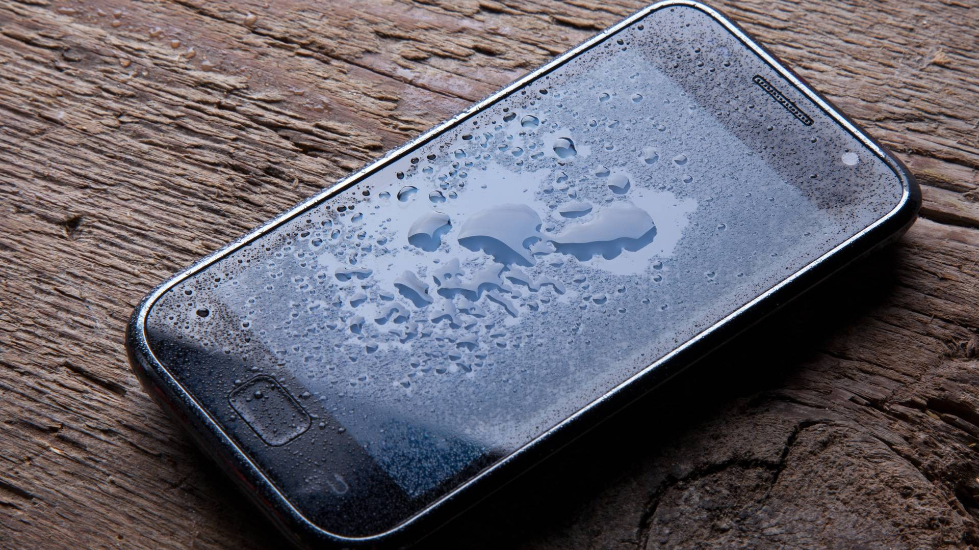 Indian official drains entire reservoir to find dropped phone