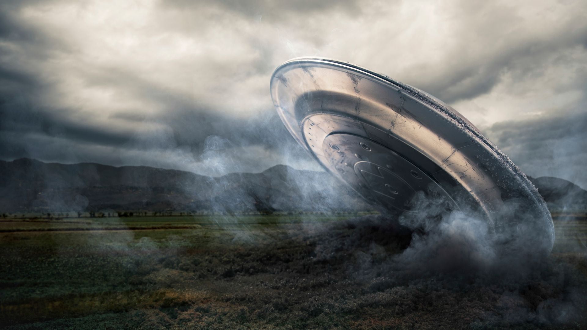 World's first UFO crash happened in Italy, 14 years before Roswell ...