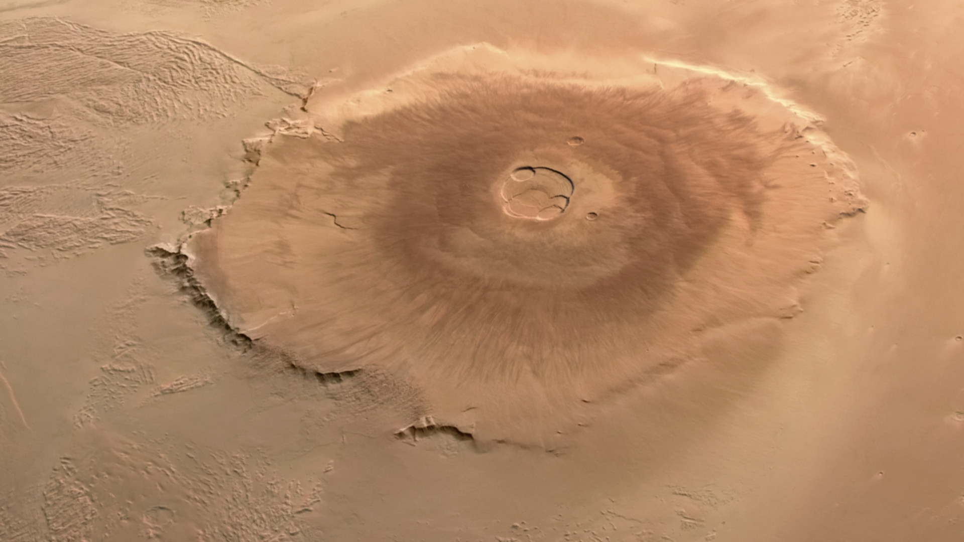 Mars Express reveals 'halo' on Olympus Mons — and it's huge