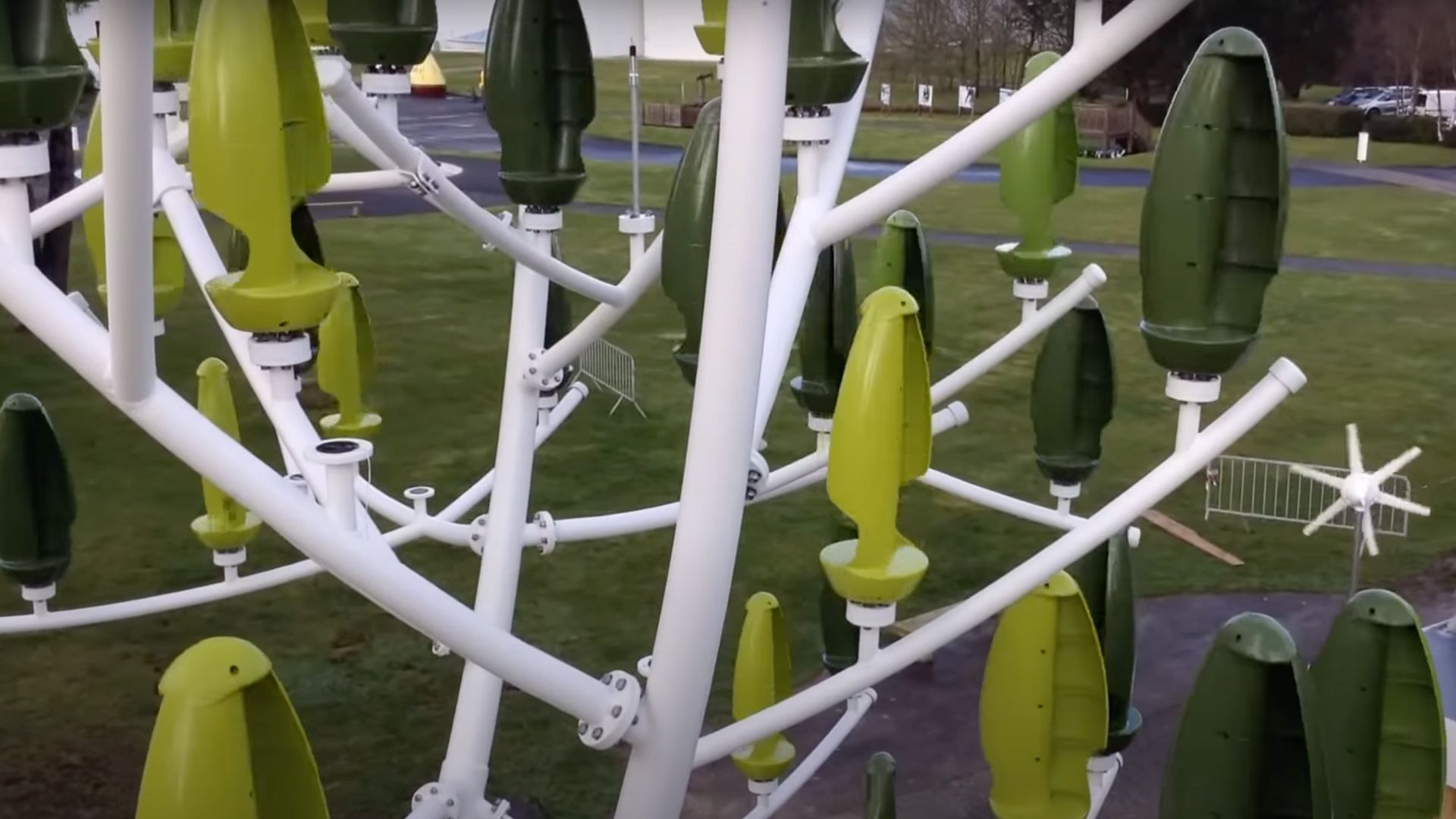 Tree-like micro wind turbine technology accelerates carbon neutrality