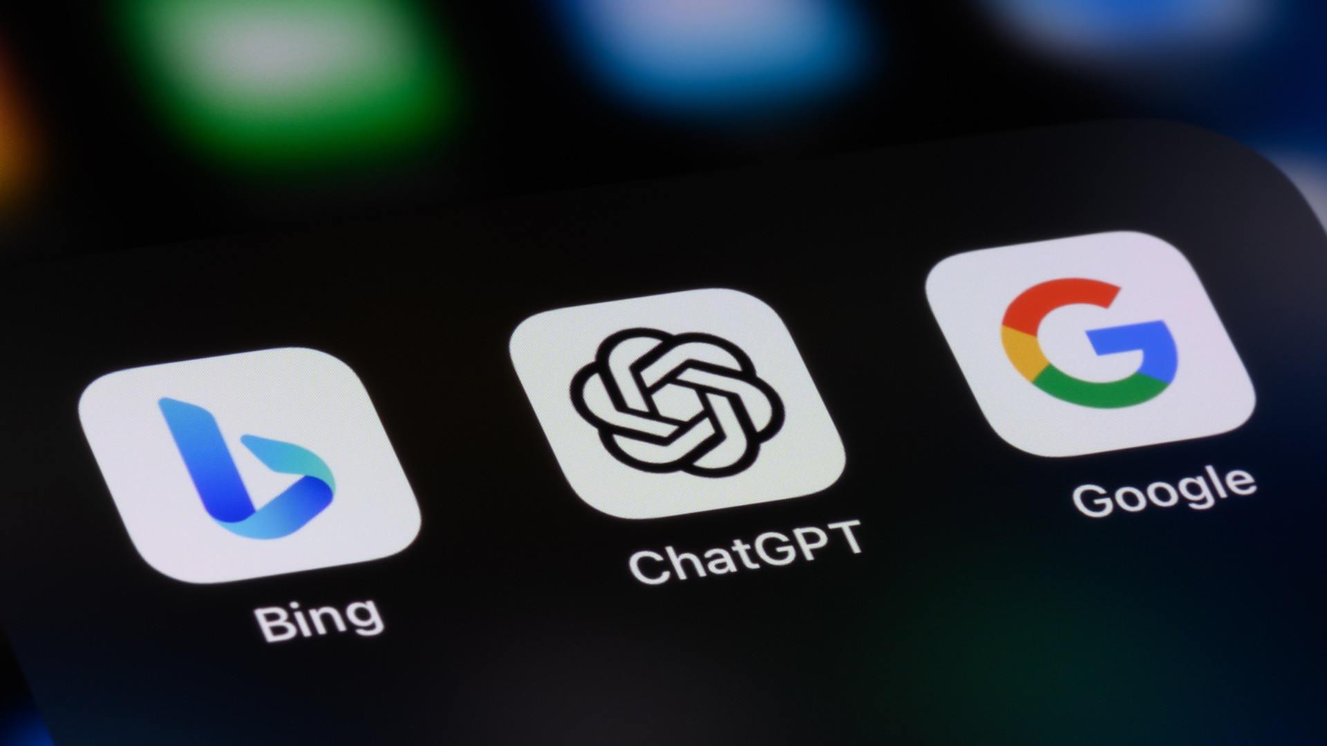 ChatGPT now has a voice assistant on iOS and Android phones