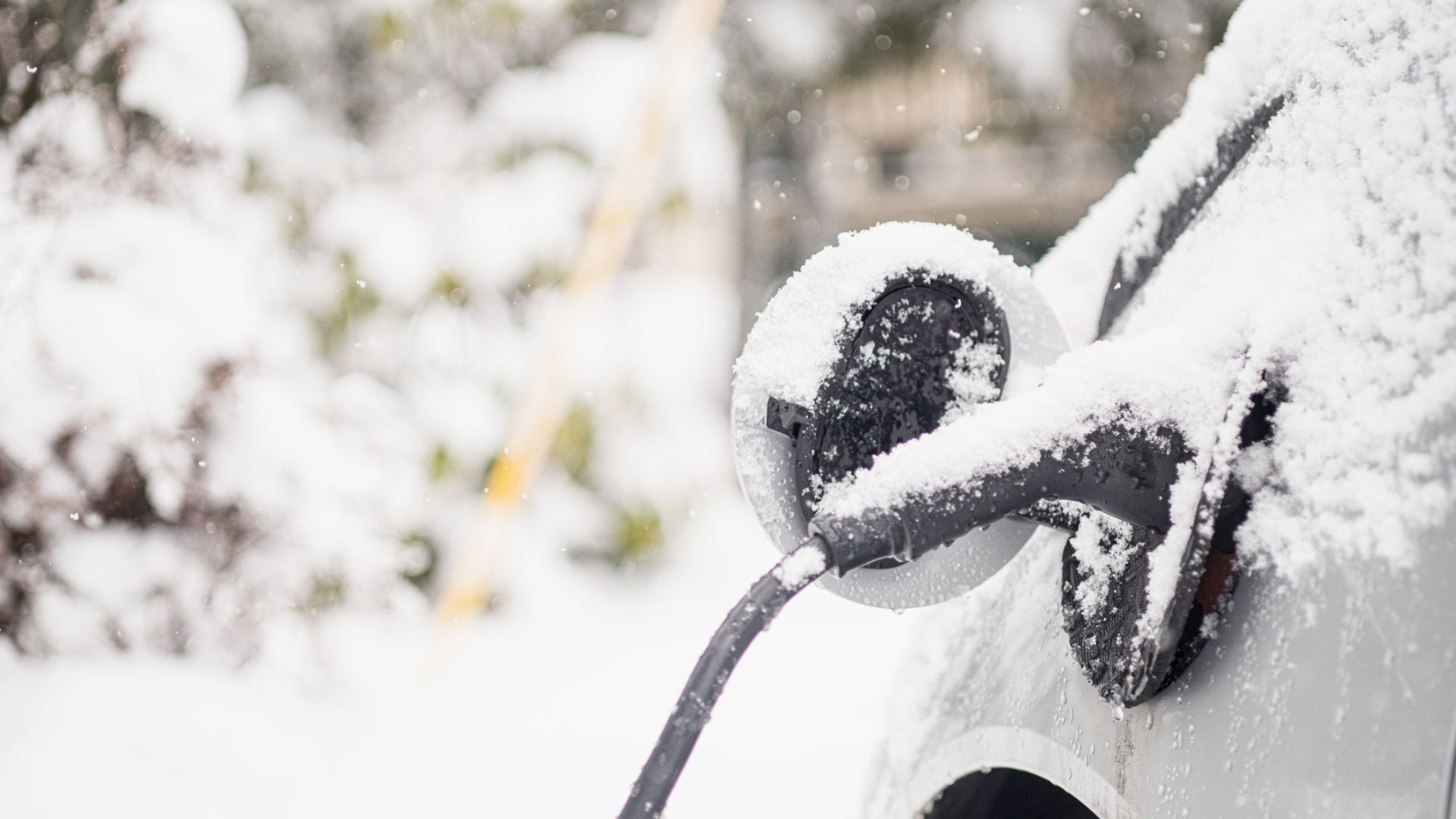 9 tips to help you prepare your EV for winter