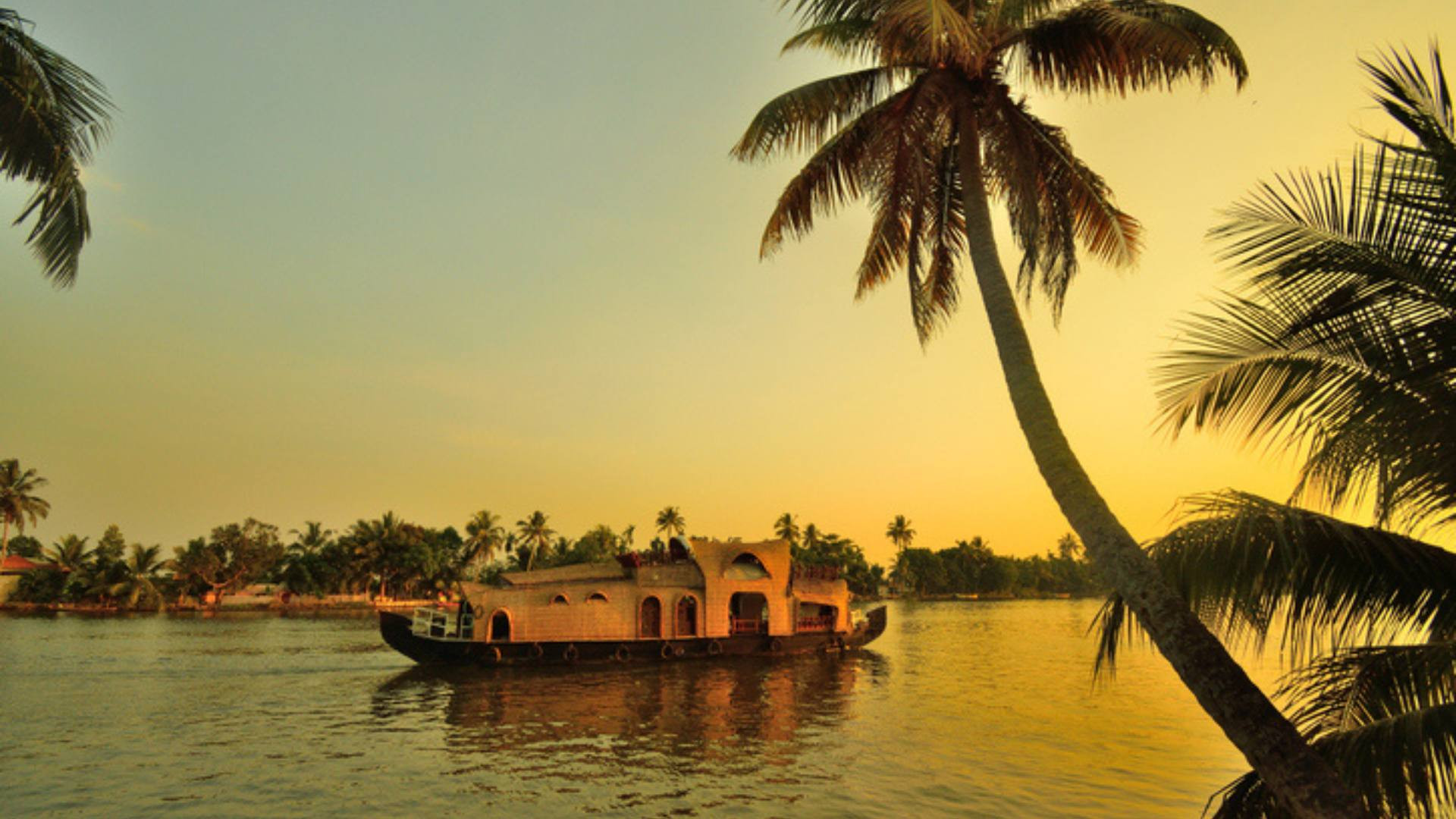 6 solar-powered houseboats to help you get away from it all