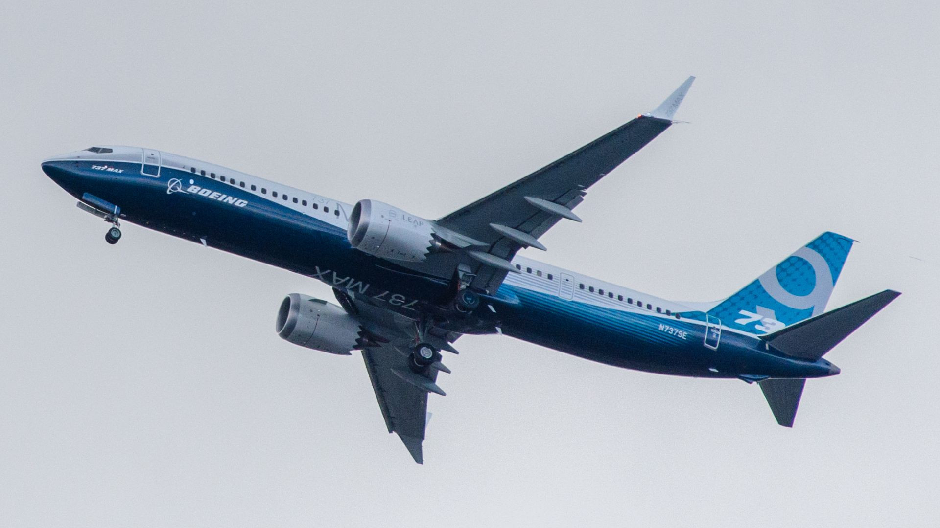 Boeing 737 Max loose bolts: Surprising loose bolt startles Boeing ...