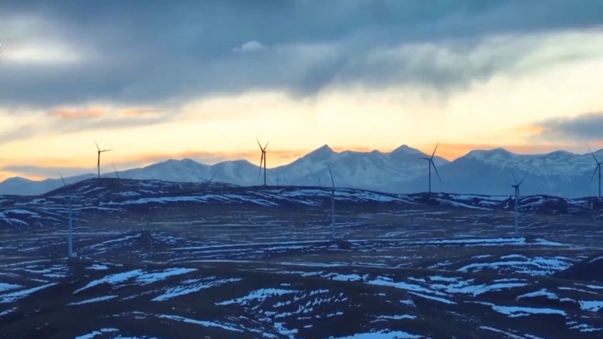 China: World's largest high-altitude wind farm at 18,000 feet powers on