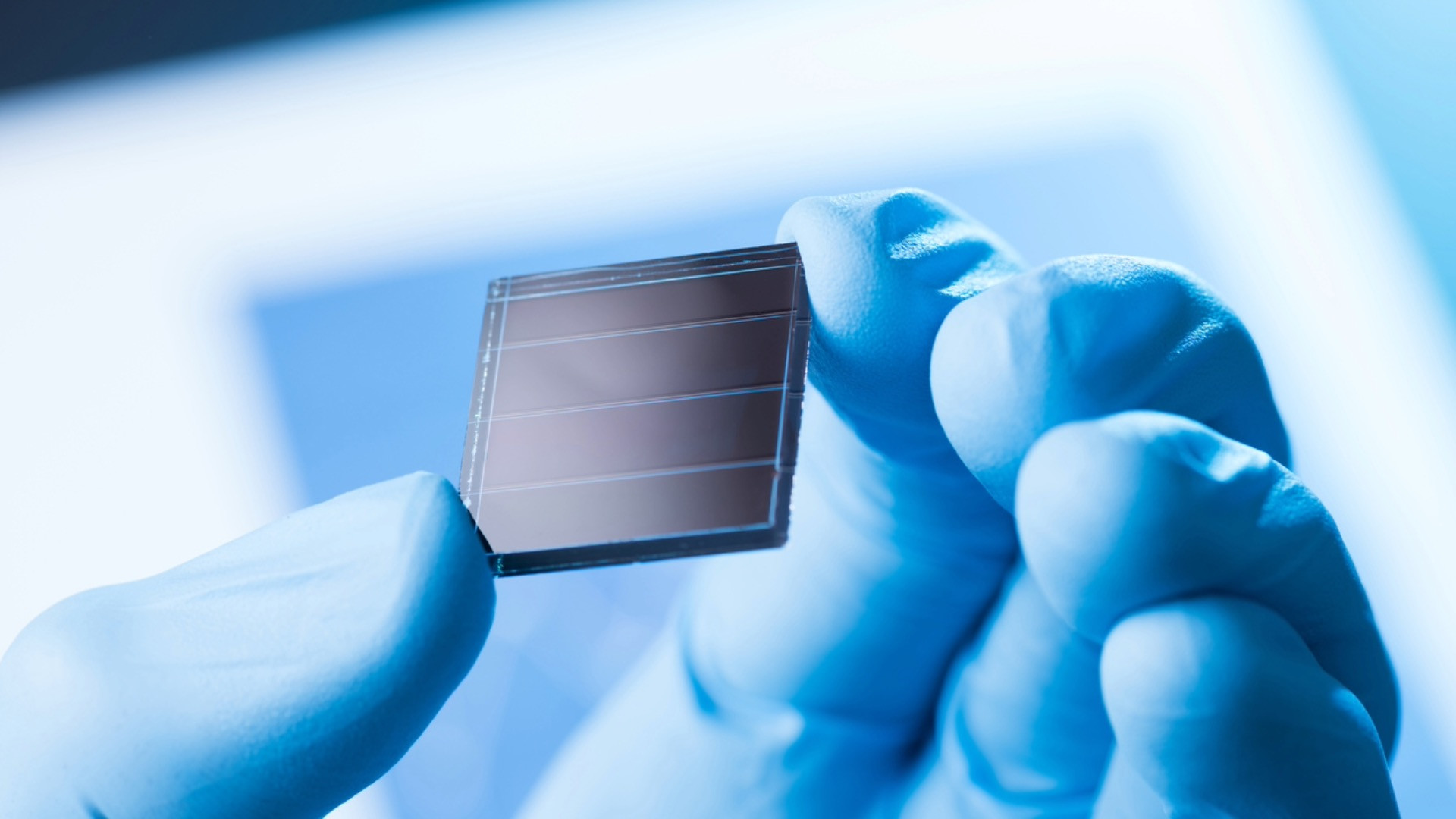 Scientists develop energy-efficient stretchable solar cells
