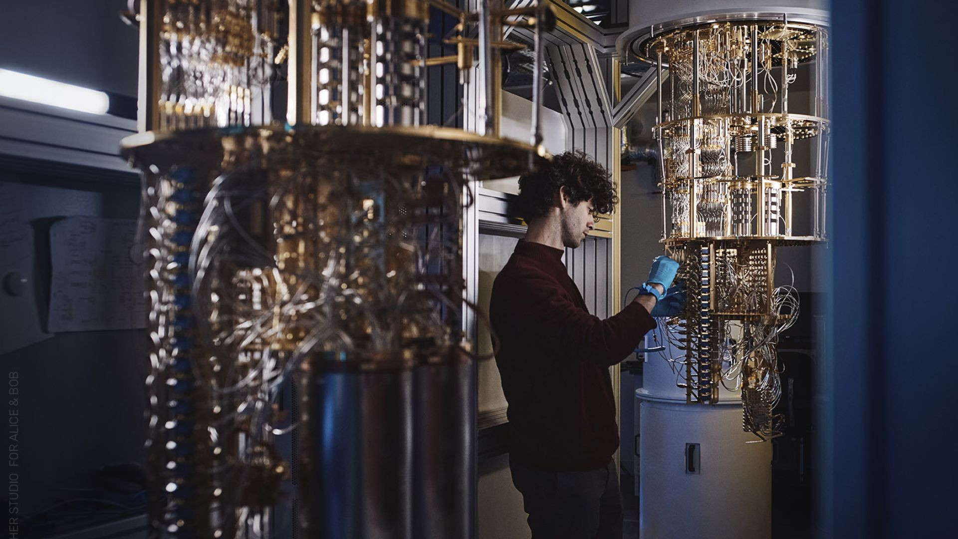 New error correction trick makes quantum computers 200 times smaller