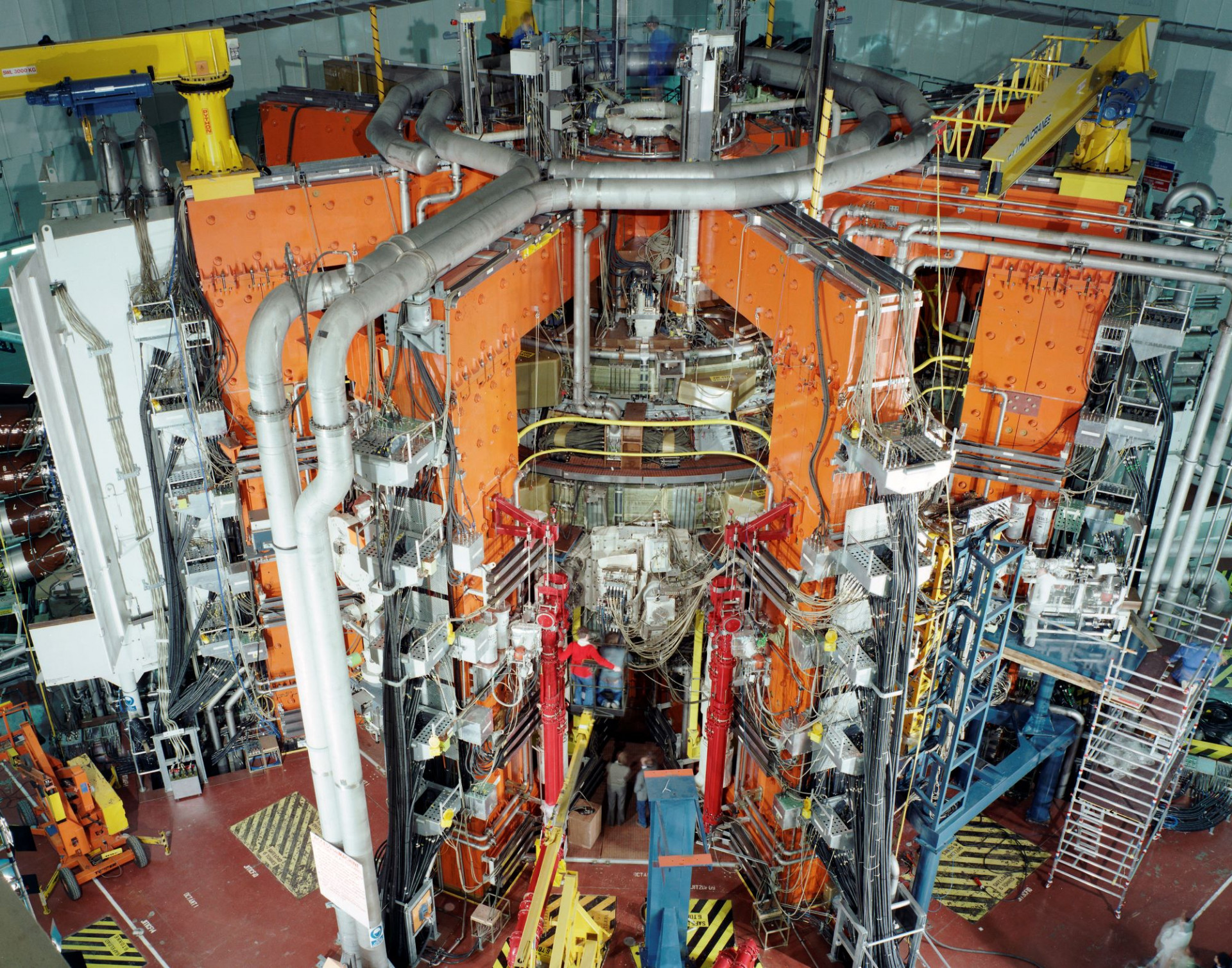 UK's JET breaks world record for nuclear fusion energy output