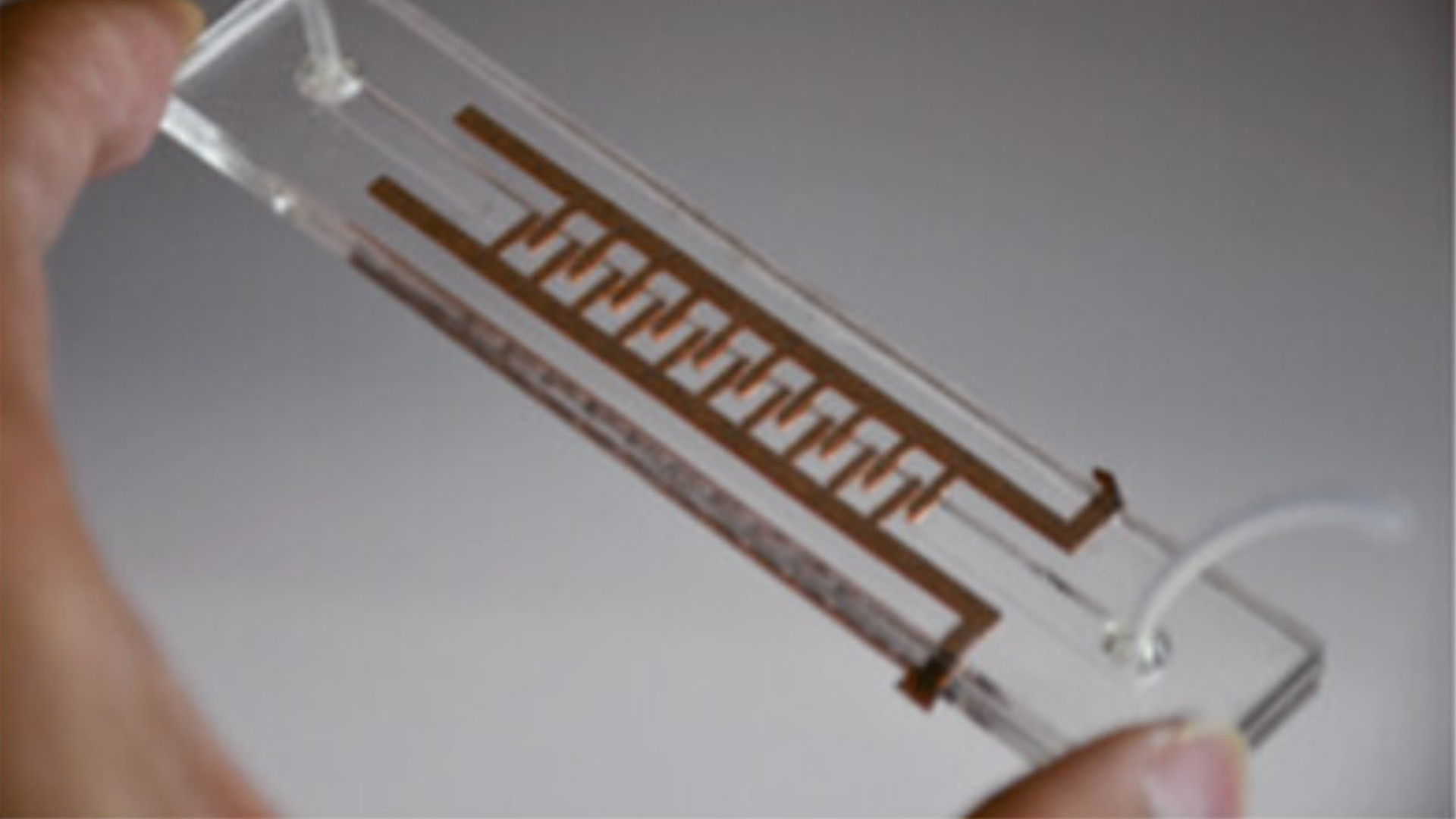 Lightweight, compact wearable thermal device developed for clothes