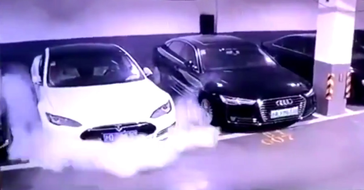 Tesla Model S Appears to Catch Fire Spontaneously in China