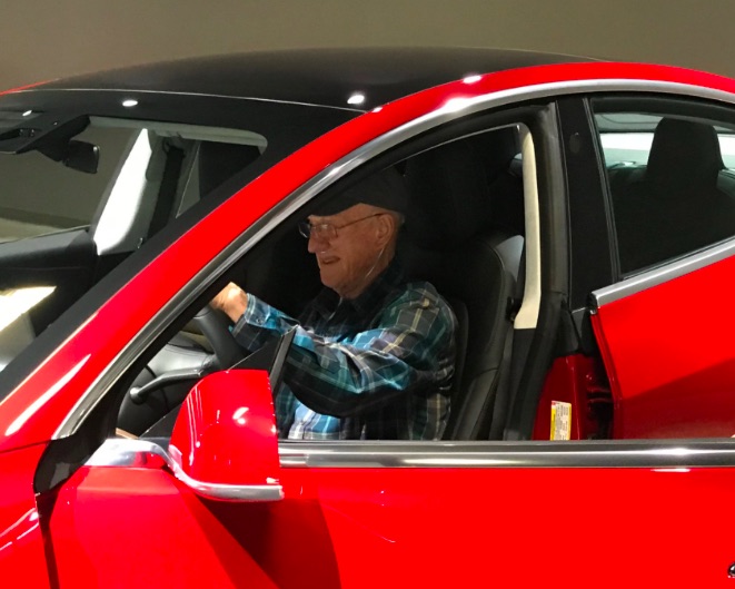 Tesla Delivered This Dying Man's Model 3 Early to Fulfill His Bucket List
