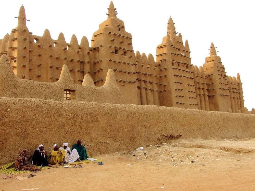 The Great Mosque of Djenné: The World's Largest Mud-Brick Structure