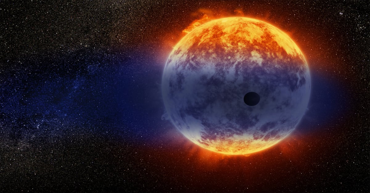Hubble Detects Distant Planet Disappearing at Record Speed