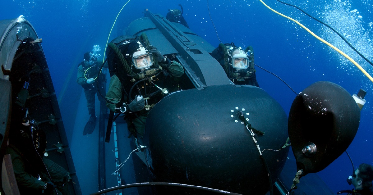 Elon Musk and his Engineers Develop Mini Kid-sized Rescue Sub to ...