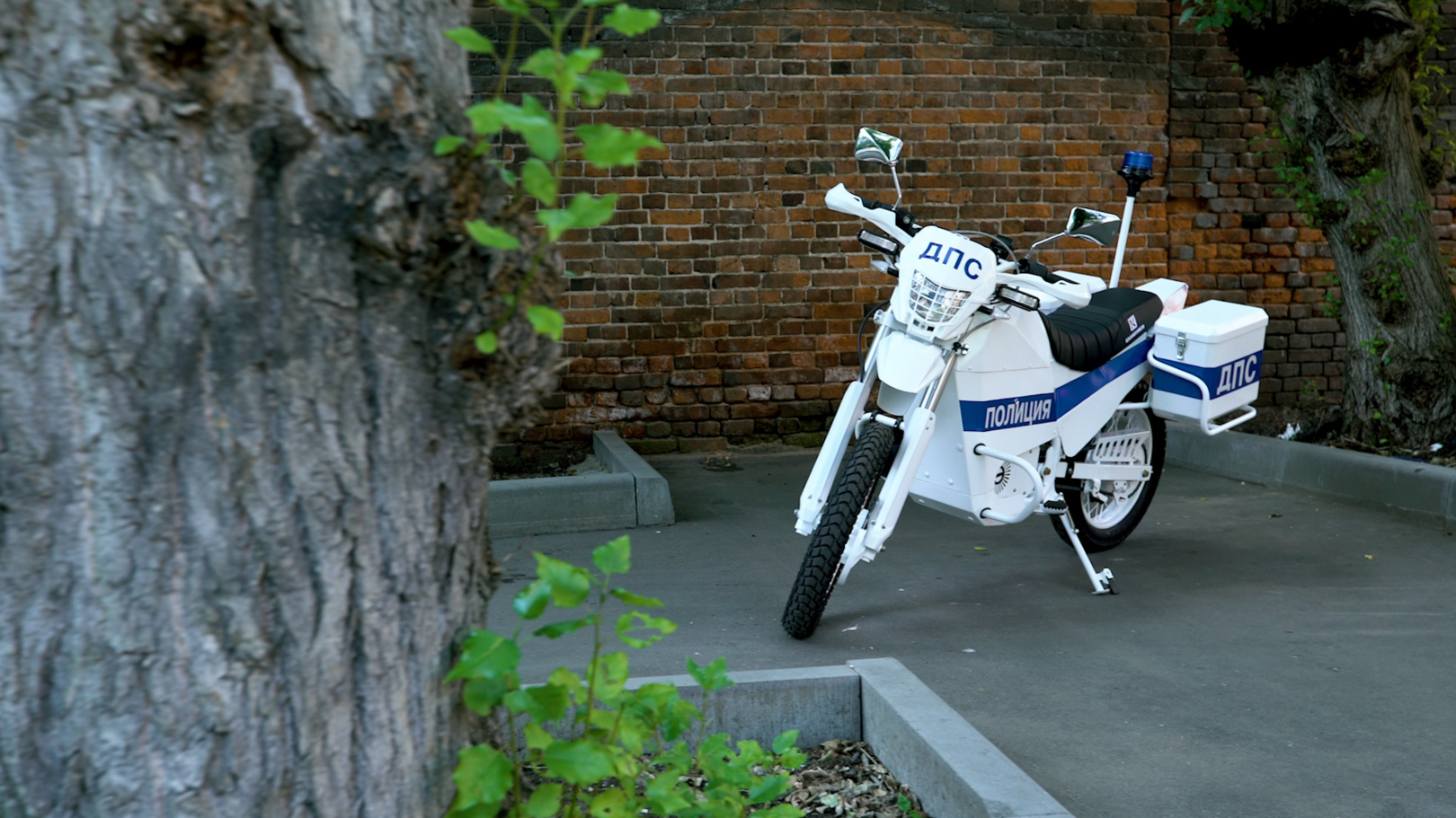 Kalashnikov Unveils Its Electric Motorbike For Russian Military and ...