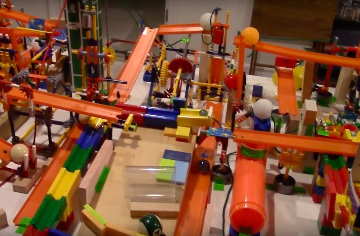It Took 297 Attempts For This Mind-Blowing Rube Goldberg Machine to ...