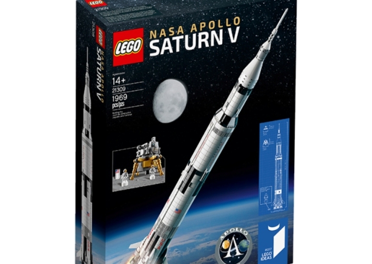 LEGO's New NASA Saturn V Apollo Rocket Set Is Every Space Fan's Dream