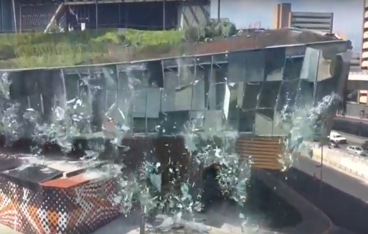 Newly Opened Mall Collapses Instantaneously Due to Structural Failure