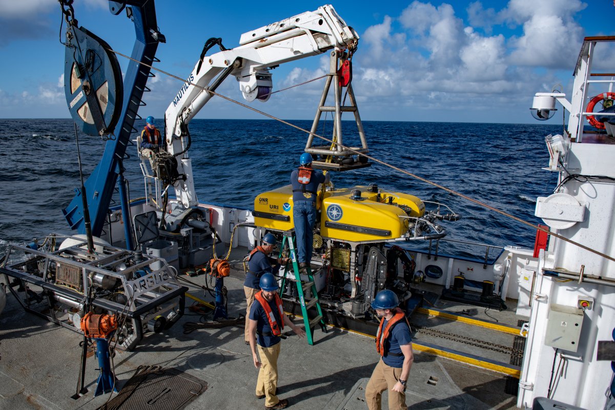 Research Ship May Have Found Rare Meteorite Fragments in the Ocean