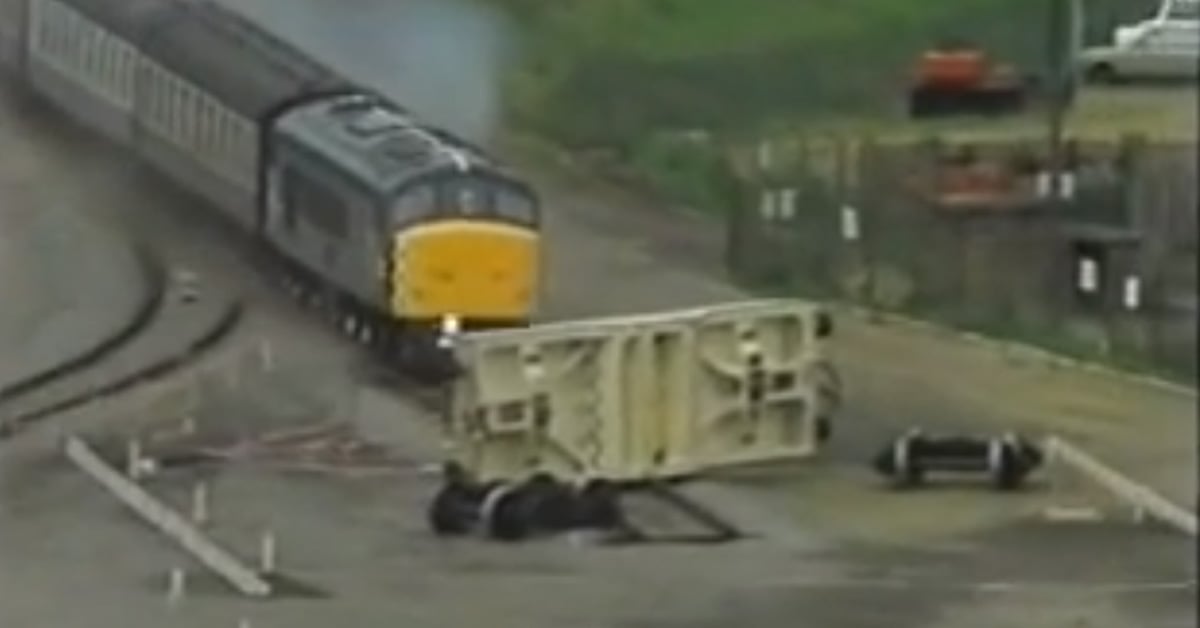 Watch This 1984 Footage of A Nuclear Train Flask Collision Test