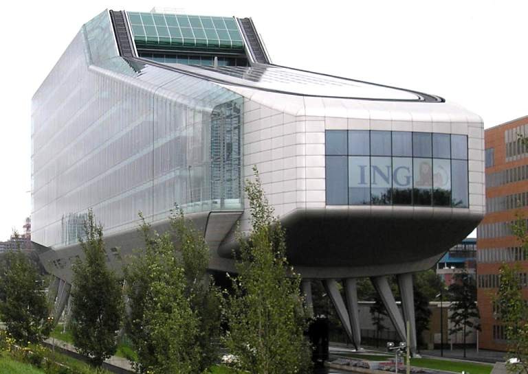 Dutch Bank Replaces Tellers with Technology