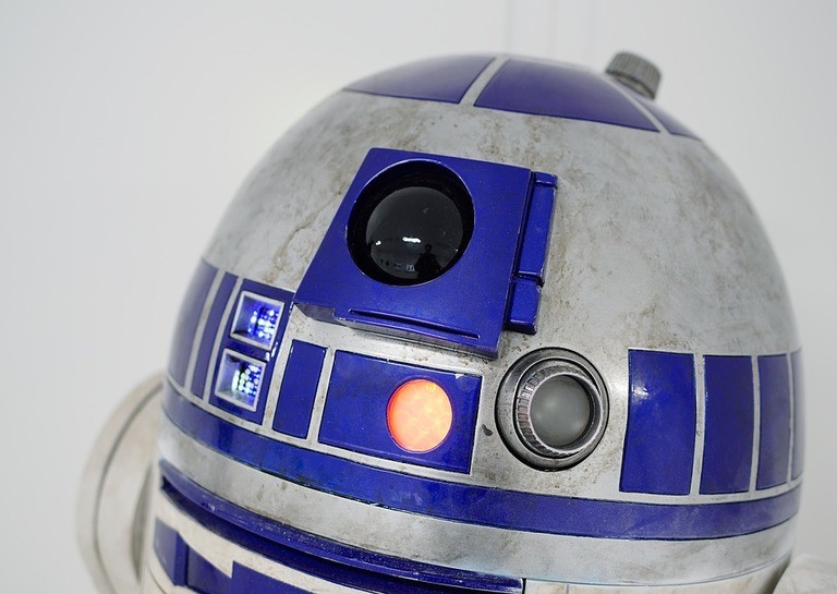 Star Wars Fan-Favorite R2-D2 Sells for $2.76 Million at Auction