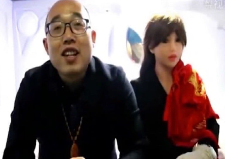 Chinese Engineer Marries Robot He Built Himself After 2 Months of Dating