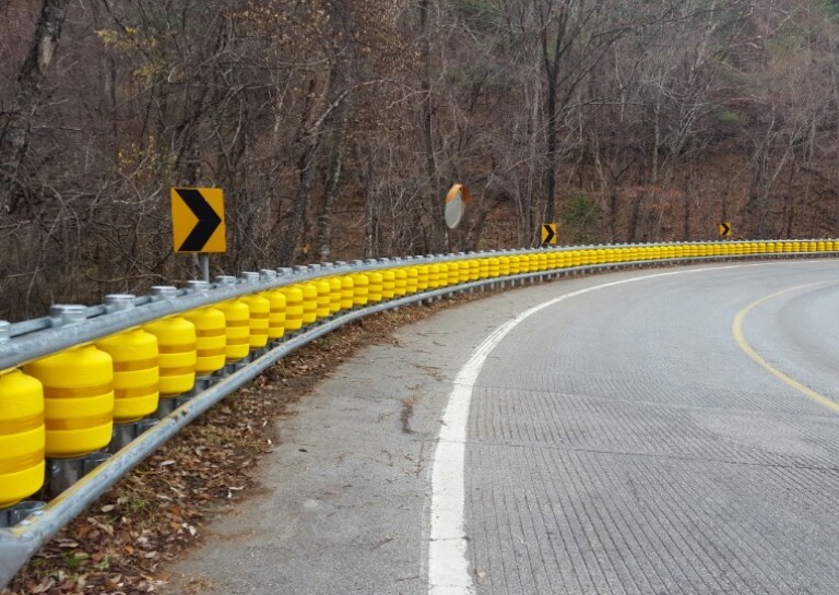 This New Korean Rolling Barrier System Could Save Millions of Lives