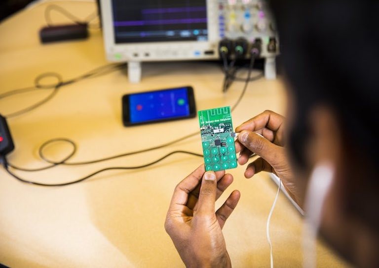 Researchers Have Developed the World's First Battery-Free Cellphone