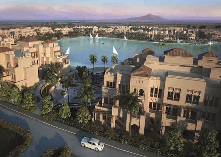 The World's Biggest Swimming Pool Holds a Staggering 66 Million Gallons ...