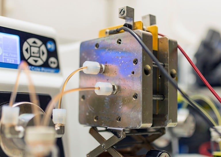 This New Battery Offers a Decade of Function - Interesting Engineering