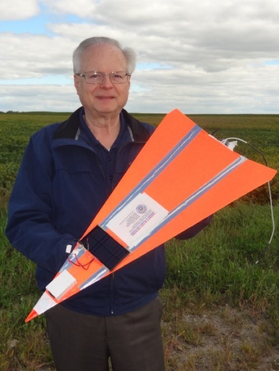 Paper airplane flying taken to extreme with Guinness World Record