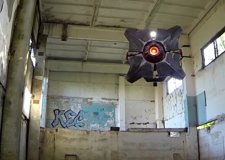 Russian Man Creates Real Half Life 2 Scanner Drone