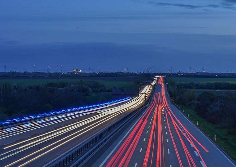 Australia Is Building a 2000-Kilometer Super Highway for Electric Vehicles