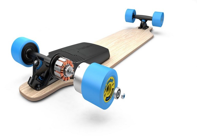 This Kit Can Transform Any Skateboard Into a Remote-Controlled Electric ...