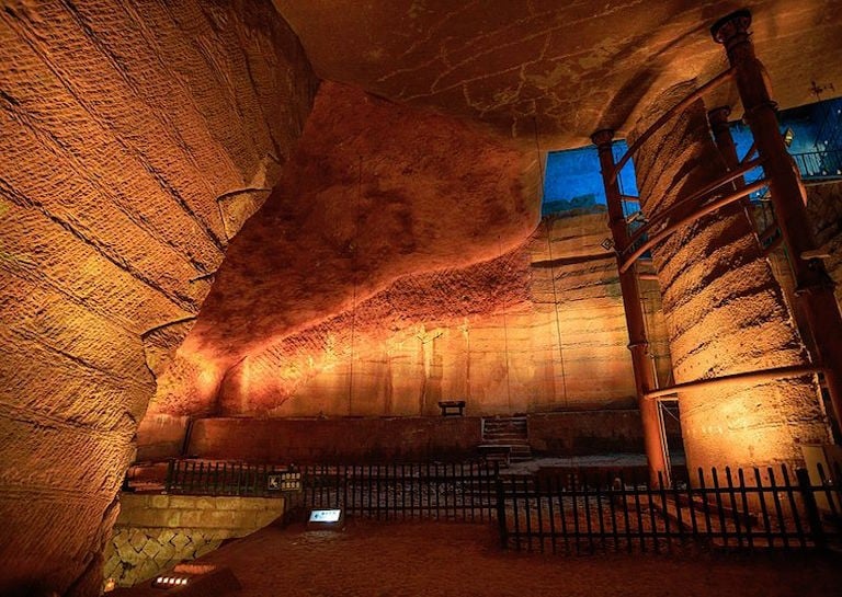 The Ancient Man-Made Longyou Caves Surrounded in Mystery