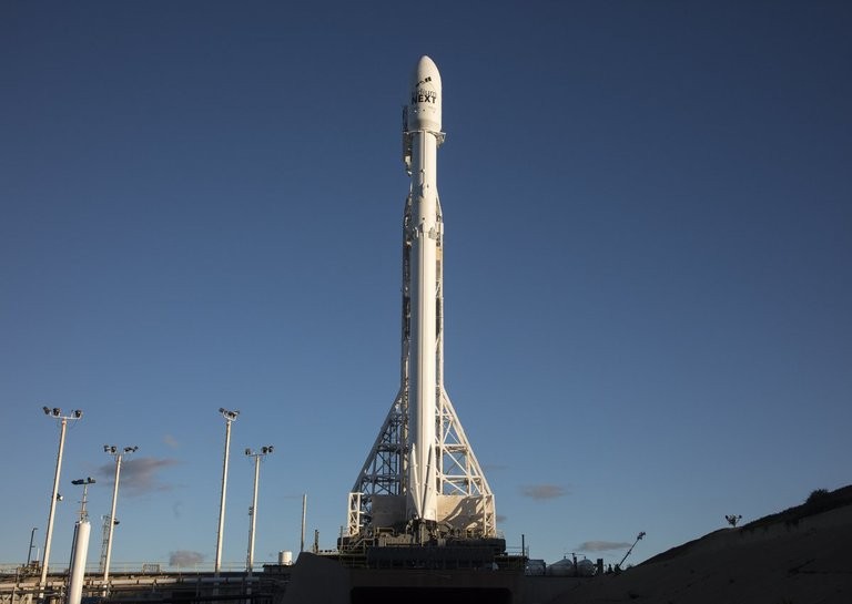 SpaceX Successfully Launches Falcon 9 Rocket