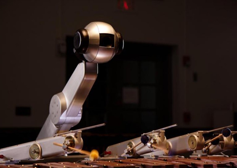 This AI-Powered Robot Can Compose and Play Its Own Music