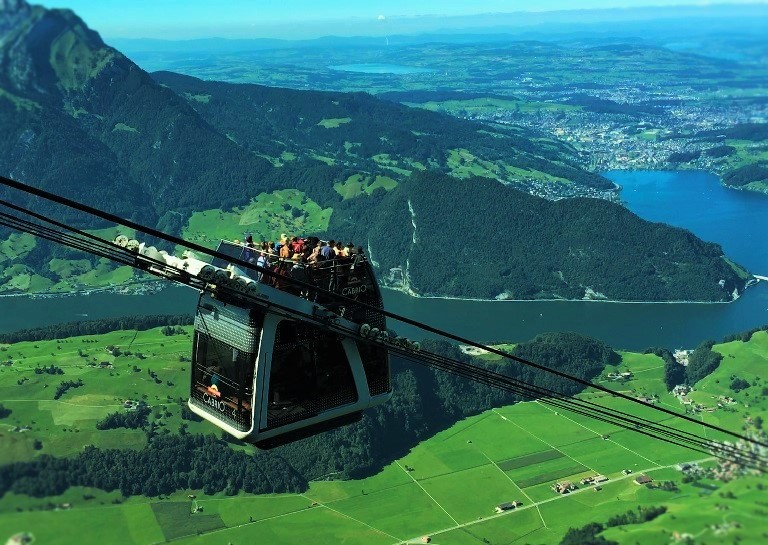 The World's First (and only) Double-Decker Open Cable Car