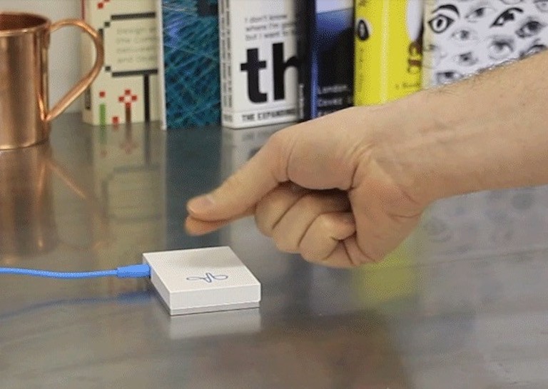 Engineers Finally Built the World's Tiniest Violin