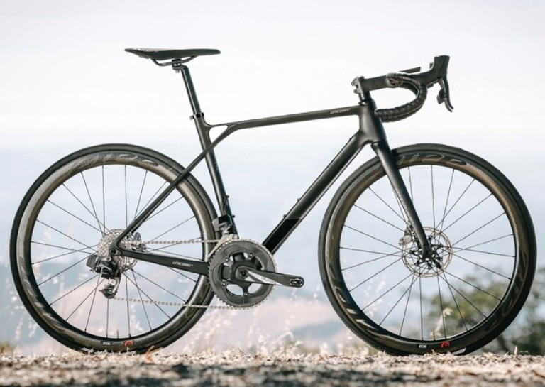 This Unicorn Road Bike Offers Ultimate Control for Every Ride