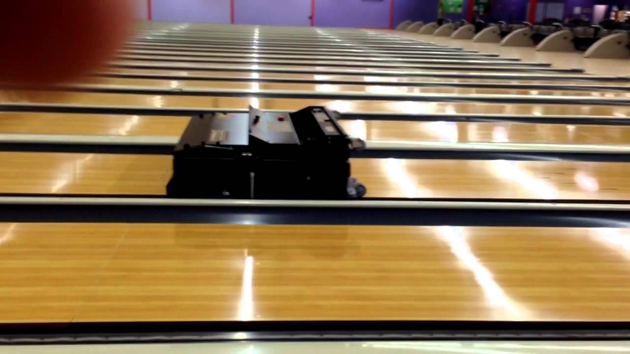 Bowling Robot Keeps the Lanes in Perfect Condition