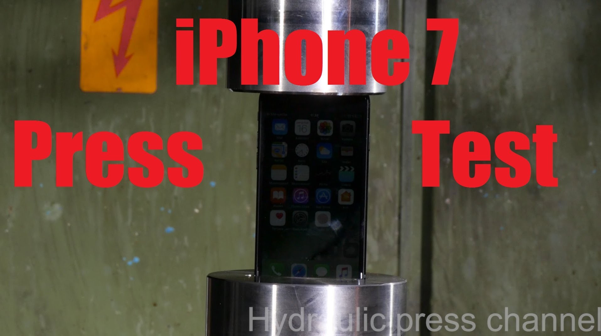 iPhone 7 Shatters When Crushed by Hydraulic Press